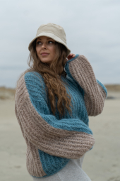 Strikkemekka.no - Ferdigstrikk - Iben Genser (Dis) (#1298)